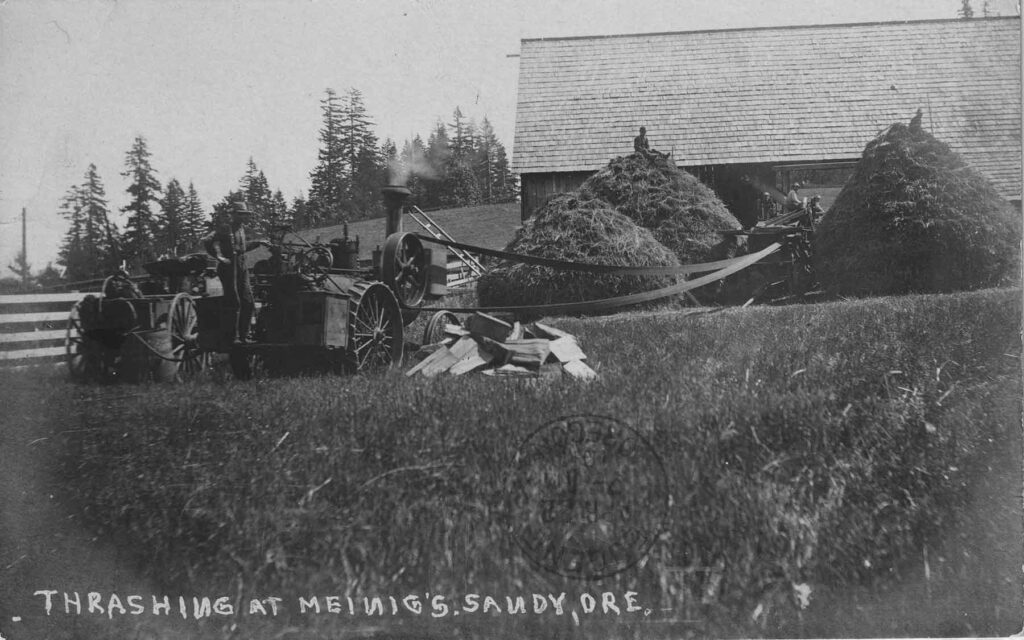 Gateway to the Mountain: The History of Sandy Oregon