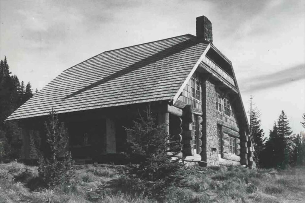 Gueffroy-Varney tragedy on Mount Hood: The Deadly 1938 Blizzard